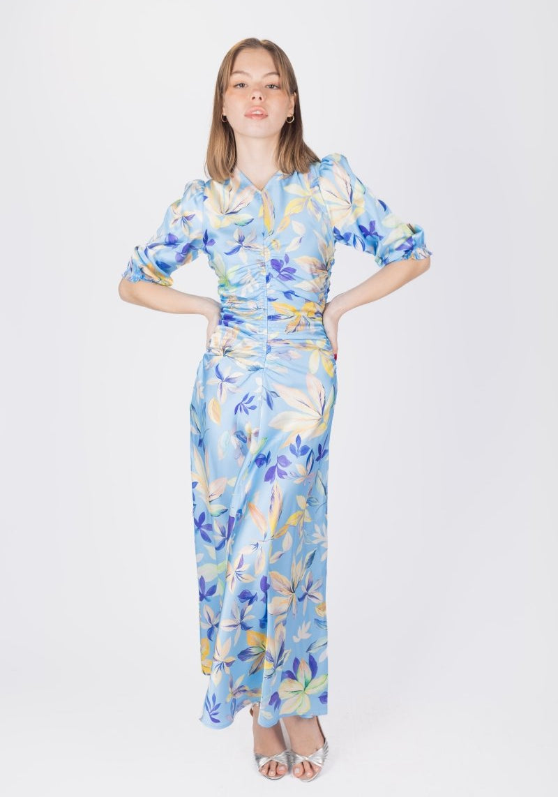 Yakira Bella - Playfully Sophisticated, Tastefully Bold